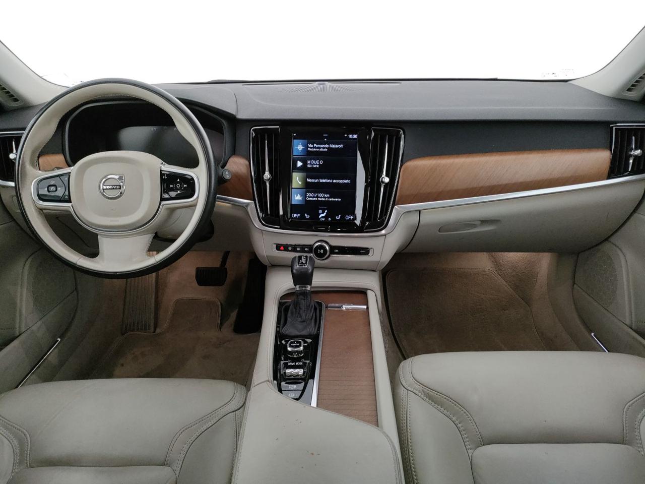 Acquista Online VOLVO V90 Acquista Online VOLVO V90