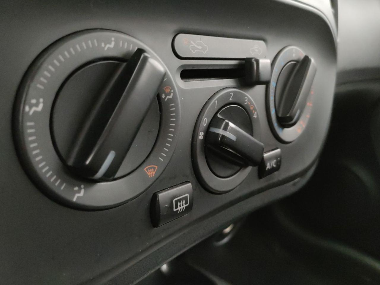 Acquista online NISSAN Juke