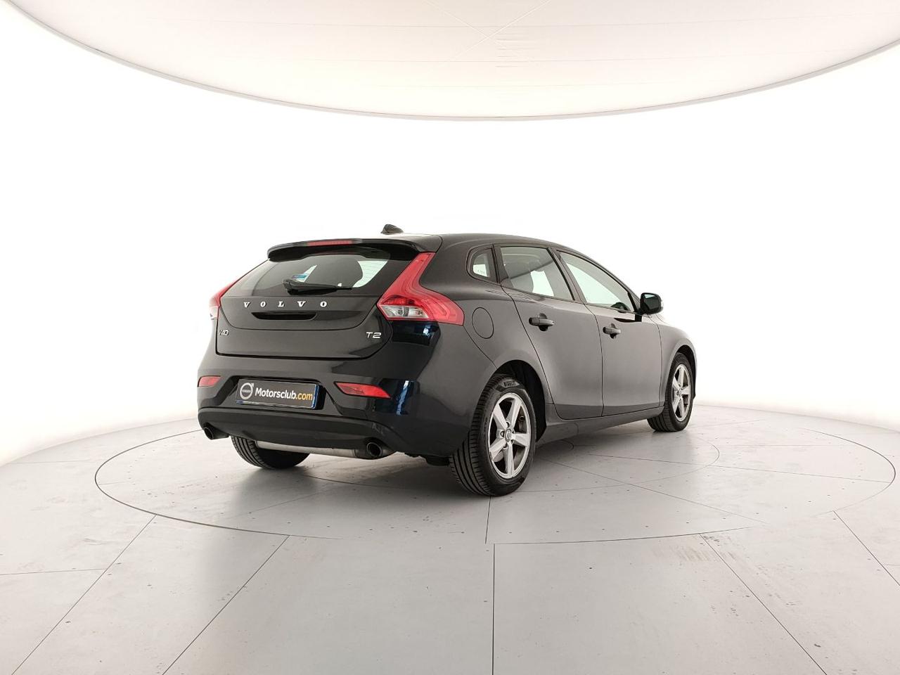 Acquista online VOLVO V40