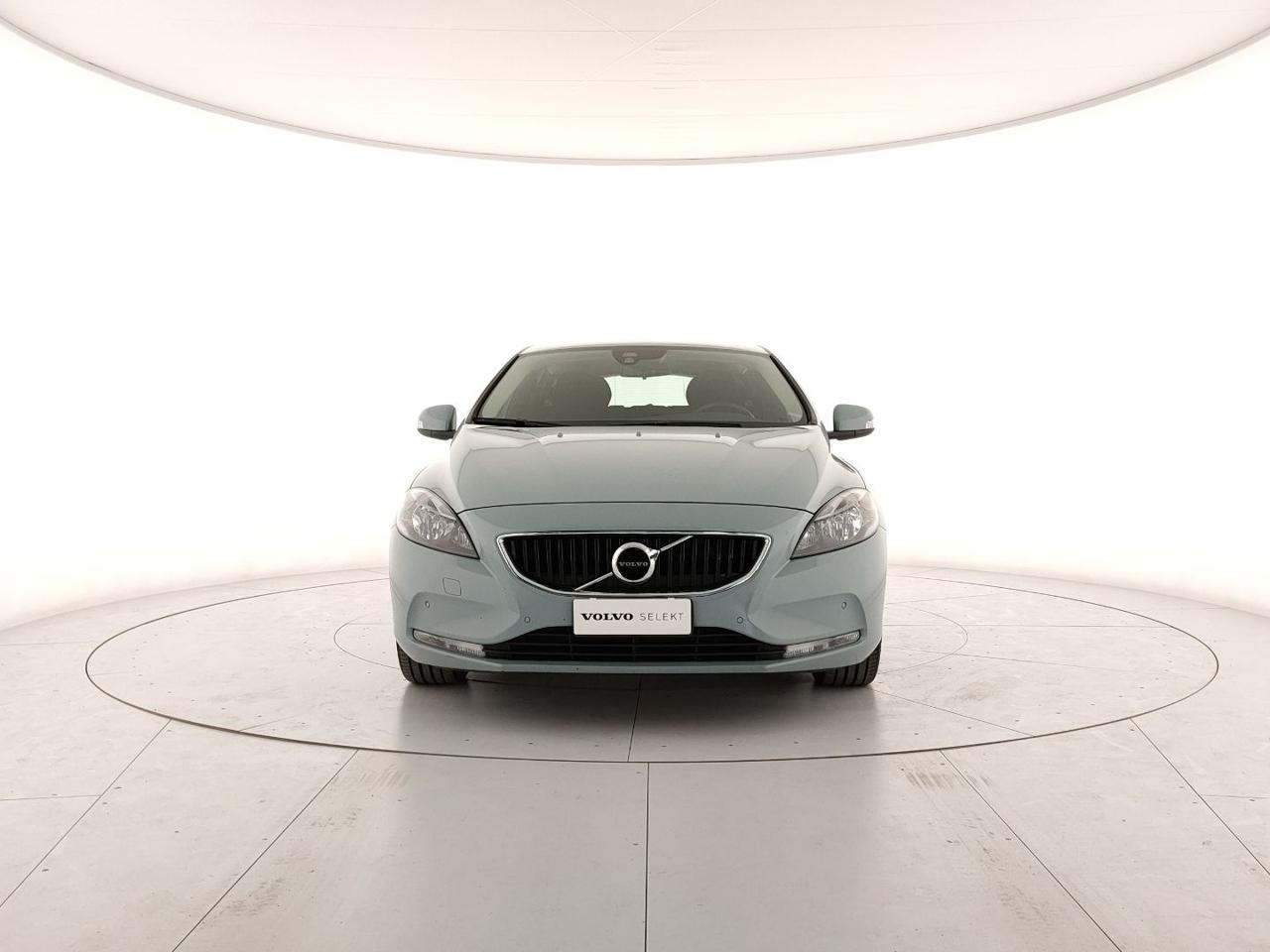 Acquista online VOLVO V40